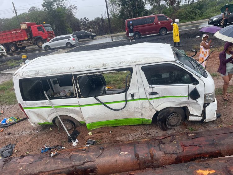 Woman dies in minibus accident – Demerara Waves Online News- Guyana